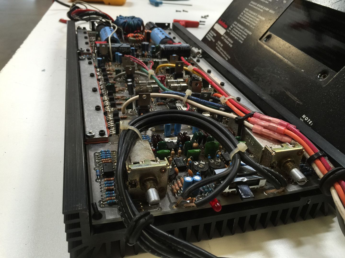 Vintage Chrome Rockford Fosgate Power 650 Mosfet - Lets see some Amp Guts! - Amp Guts - Steve ...